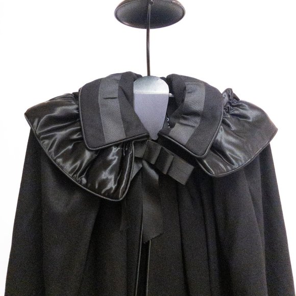 cleo | Jackets & Coats | Rare Irish Vintage Wool Cloak | Poshmark